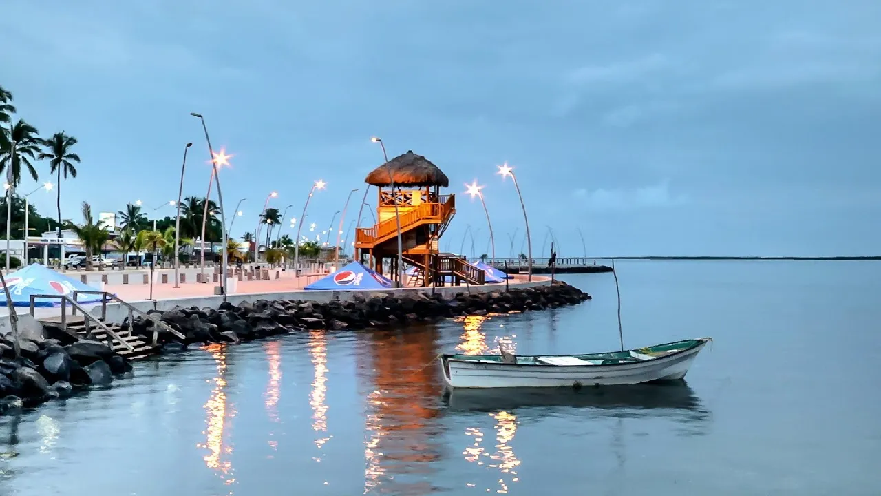 Las tardes en Altata en Sinaloa - Pueblos Magicos de Mexico